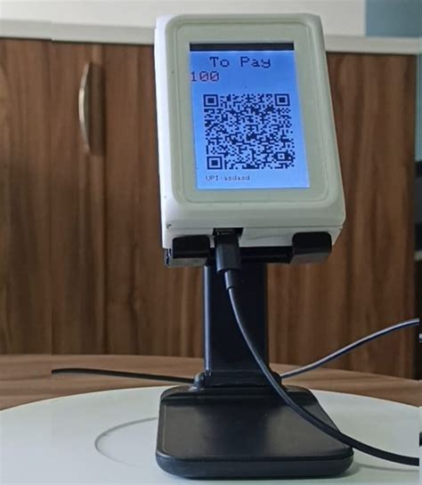 3 5 Inch WiFi Dynamic QR Code Display With PLA Plastic Enclosure Bonrix Embedded Innovations