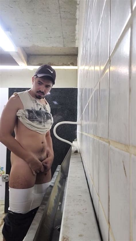 Public Piss Filming ThisVid