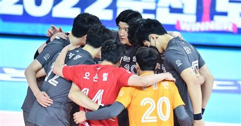 임동혁 35점 대한항공 우리카드 꺾고 Kovo컵 결승 진출