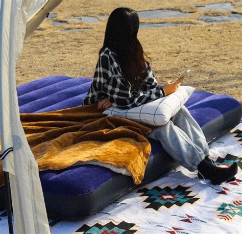 Хийлдэг гудас Solongosbaraa