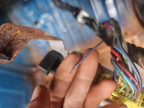 Working On My Rust And Found Out One Of My Cable In The Computer Was Disconnected R Miata