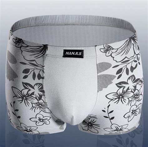 Hot Sale Solid Bamboo Boxer Shorts Sexy Men Pouch Underwear Sexy