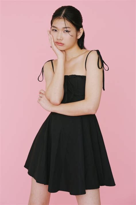 Mamiko マミコ Model Agency Friday