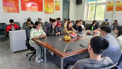 “民族团结庆中秋，同心同行迎国庆”暨新疆籍少数民族学生座谈会 锦州医科大学畜牧兽医学院