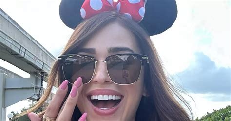 Worlds Hottest Weather Girl Sizzles As She Squeezes Peachy Bum Into