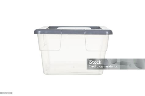 흰색 배경에 다양한 제품을 저장하기위한 투명 플라스틱 상자 플라스틱 용기에 대한 스톡 사진 및 기타 이미지 플라스틱 용기 투명한 대형 Istock