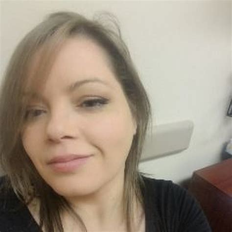 Elizabeth Ruiz Youtube