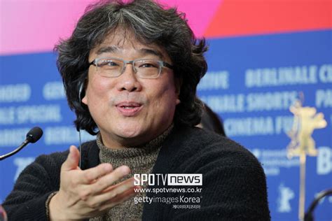 봉준호 미키17 베를린서 첫선…악당 트럼프 여러 독재자 융합