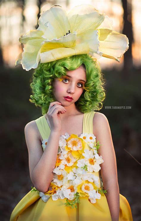 Alice S Forgotten I Created A Photoshoot Of Alice In Wonderland Characters Who Aren T The Main