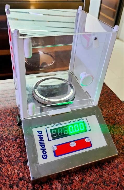 Goldfield Internal Laboratory Weighing Scale Model Number Gms 06 Capacity 600 1000 G At