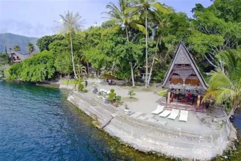 Nikmati Keindahan Alam Pulau Samosir Sambil Menginap Di Carolina Hotel