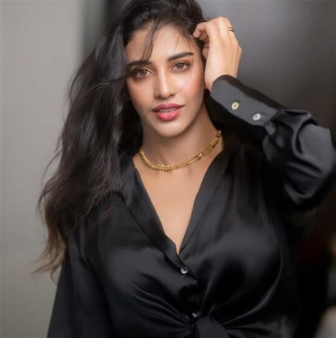 Zombie Reddy Beauty Daksha Nagarkar Latest Sizzling And Hot Photos Goes