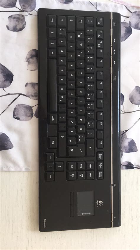 Logitech Ps3 Bluetooth Keyboard Tipkovnica Za Playstation 3 Pc Mac
