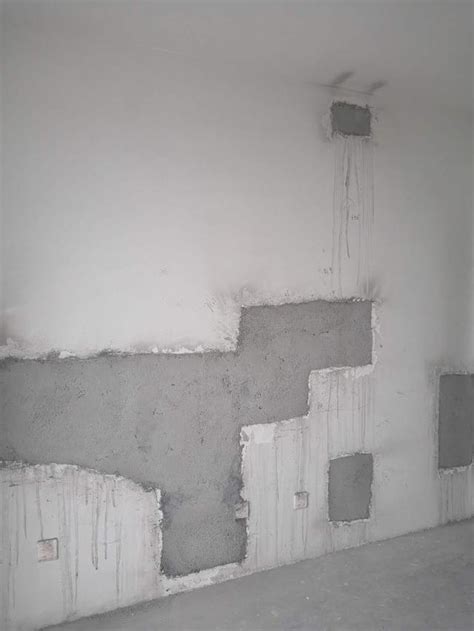 墙敲起来声音是空心的我家卧室墙是空心的大山谷图库