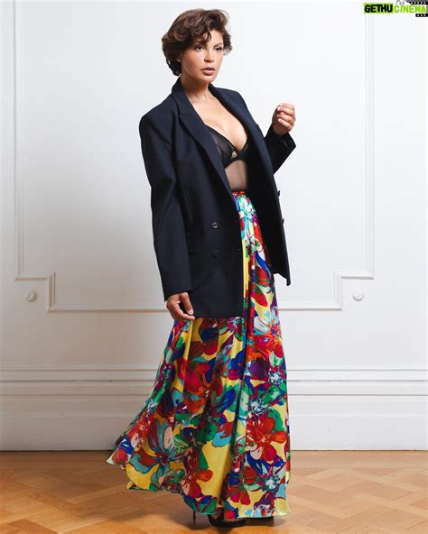 Nawell Madani Wiki Biography Age Gallery Spouse And More