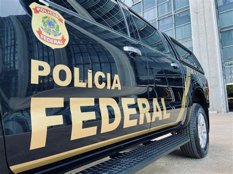 Pf Prende Homem Com Oito Volumes Ocultos Contendo Droga — Polícia Federal