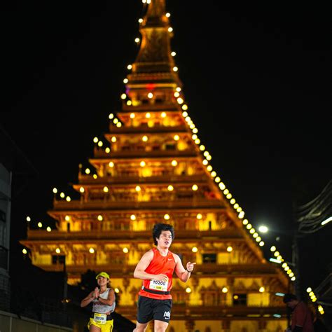 บรรยากาศในการคัดเลือกนักกีฬาฟุตบอลเข้าสู้รั่วน้ำเงินเหลือง โครงการส่งเสริมความเป็นเลิศทาง