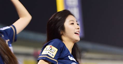 [md포토] 핫팬츠 김연정 요염한 자태로 유혹