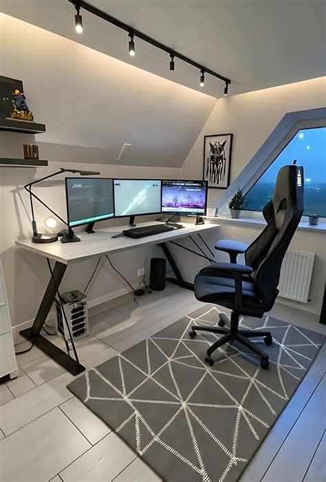 World Geek Tech World Geek Tech Added A New Photo