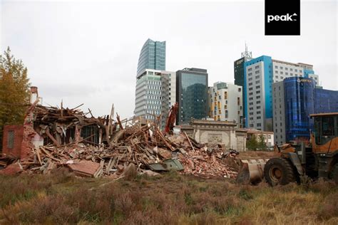 Munkh Erdene Dembereltseren On Twitter Бид Чойжин ламын сүм музейн газар дээр баригдсан хууль