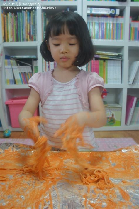 밀가루풀 만드는 방법 핑거페인팅 밀가루풀로 그림그리기 네이버 블로그