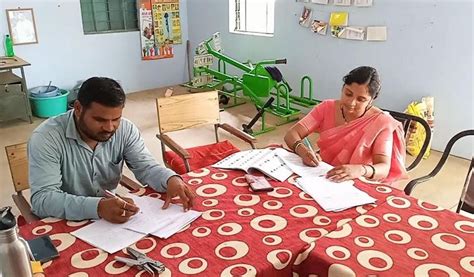 The Process Of Adding Deleting And Modifying Names In Polling Stations Is Being Done मतदान