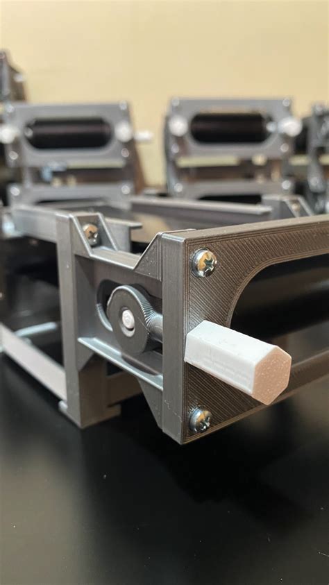 🚗 Simple Conveyor Belt・ Step File For 3d Printing・cults