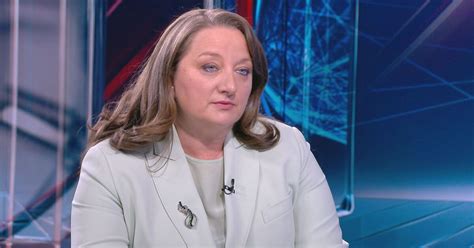 Деница Сачева Бюджетът е на дефицит 4 5 милиарда не са разплатени към общините Btv Новините