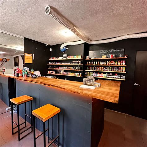 Вейп Шоп (Vape Shop) Позняки, Киев: электронные сигареты и жидкости - Uvape
