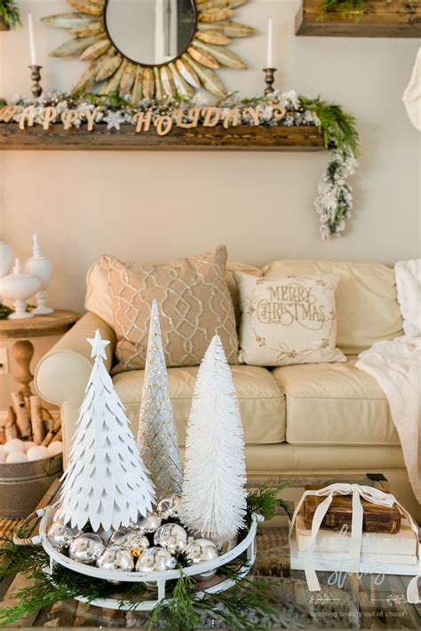 Tips For Creating A Gorgeous Christmas Vignette