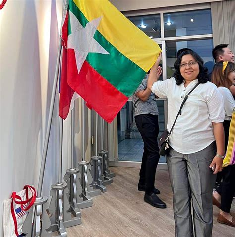 Thein Win Oo စွမ်းဆောင်မှုဆိုင်ရာ ဂုဏ်ထူးဆောင်ဘွဲ့များ Facebook