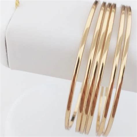 خرید و قیمت النگو اینه ای فوق العاده شیک پک 6 تایی بسیار با کیفیت و کاملا رنگ ثابت و مناسب