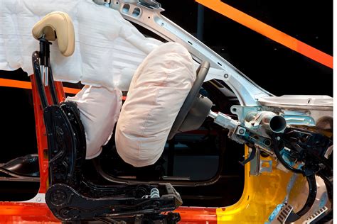 Como Funciona o Airbag? Entenda Porque Ele Garante a Sua Segurança ...