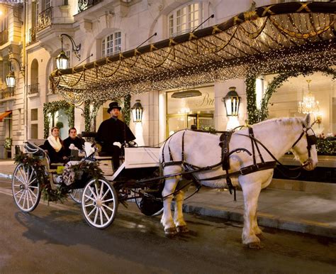 Un Noël Féérique Avec Le Bristol Paris Capsule Collections