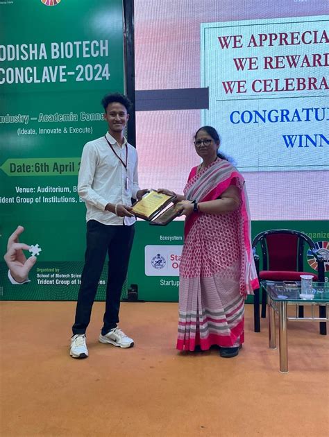 Ashish Kumar Sahoo On Linkedin Receiving The Shining Star🌟 Award From