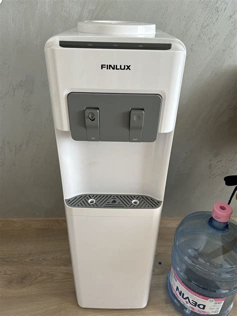 Диспенсър за вода гр Варна Левски • Olx Bg