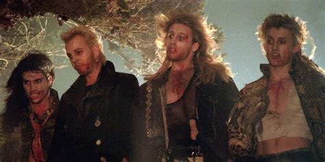 Lost Boys Kiefer Sutherland Ate A Mans Head In Deleted Scene