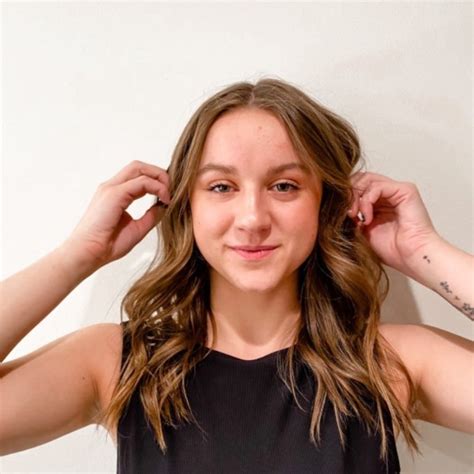 Madisen Johnson Market Partner Monat Global Linkedin