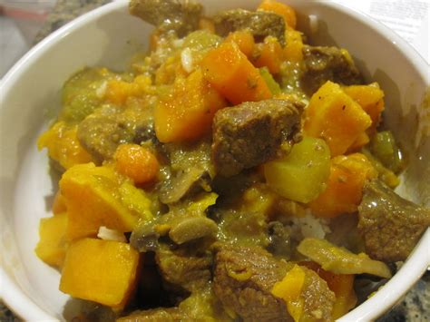 5 Bowls Of Soup Curried Beef Stew