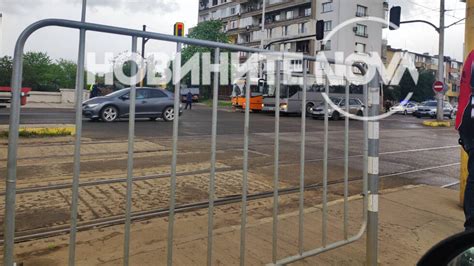 Автобус и камион се удариха на „Ботевградско шосе” в София ВИДЕО СНИМКИ Nova