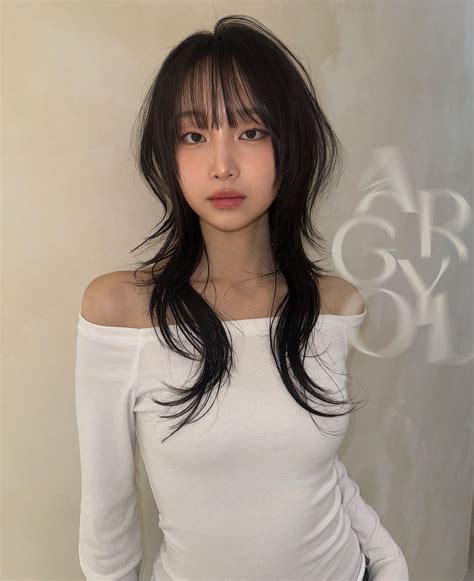 성수미용실 아르결 성용 허쉬펌 허쉬레이어드펌 레이어드펌 슬릭펌 가볍고 하늘하늘한 텍스쳐에 부족한 옆볼륨을 채워주는 허쉬펌 스타일 이미지와 얼굴형에 맞게 트렌디한