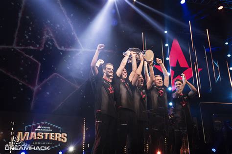 This CS GO Rewind Video Highlights The Best Moments Of