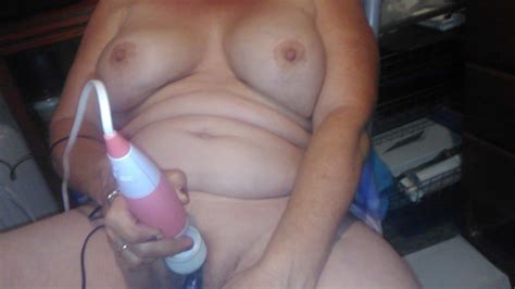 Syd En Tren Kell Se Emocionó Un Poco Xhamster