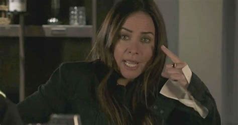 Pamela Adlons Back In A ‘better Things Season 2 Promo