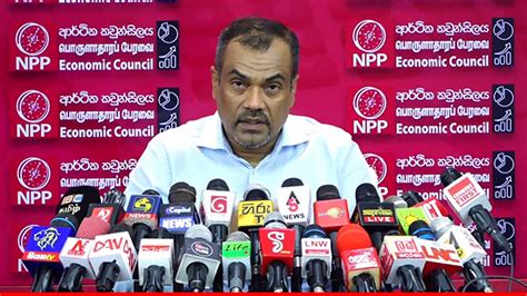 අපි අමෙරිකාව එක්ක සාකච්ඡා පටන් ගත්තා නියෝජ්‍ය ඇමැතිගෙන් ප්‍රකාශයක් ට්‍රම්ප් දාන්න යන බද්දෙන්
