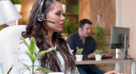 What Is Predictive Dialer Everything To Know In 2024