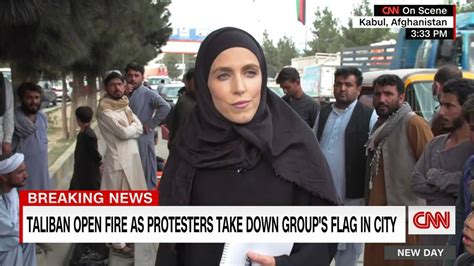 Afghanistan Qui Est Clarissa Ward Cette Journaliste De Cnn Qui Couvre