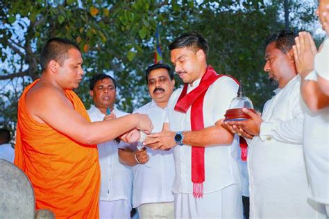 අටමස්ථානය වැද පුදා ගත් නාමල් Lnw Sinhala