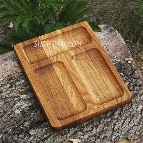 Двостороння прямокутна менажниця з дерева 20x25 см на 3 секції