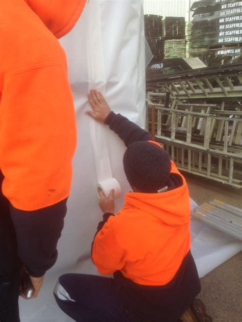 Taping The Wrap Around Scaffold Mr Scaffold